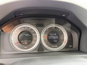 Brown Volvo V60 2012 in Riga, with an engine capacity of 1.60 L and mileage of 158 thousand km for 6995 €, photo 18 on AUTOMOTO.COM.LV
