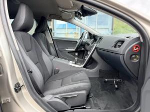 Brown Volvo V60 2012 in Riga, with an engine capacity of 1.60 L and mileage of 158 thousand km for 6995 €, photo 21 on AUTOMOTO.COM.LV