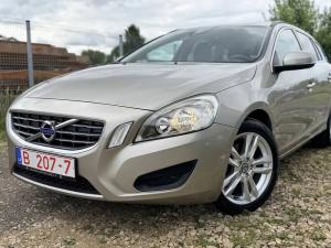 Brown Volvo V60 2012 in Riga, with an engine capacity of 1.60 L and mileage of 158 thousand km for 6995 €, photo 25 on AUTOMOTO.COM.LV