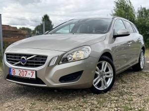 Brown Volvo V60 2012 in Riga, with an engine capacity of 1.60 L and mileage of 158 thousand km for 6995 €, photo 26 on AUTOMOTO.COM.LV