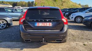 Brūns Volvo V60 2013 Rīga, ar dzinēja tilpumu 2.40 L un nobraukumu 270 tūkst. km par 8990 €, foto 17 vietnē AUTOMOTO.COM.LV