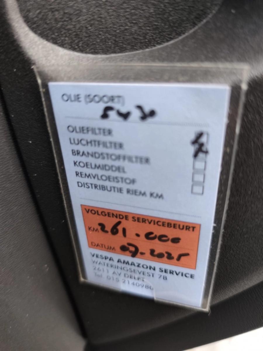 Brūns Volvo V60 2013 Rīga, ar dzinēja tilpumu 2.40 L un nobraukumu 270 tūkst. km par 8990 €, foto 29 vietnē AUTOMOTO.COM.LV