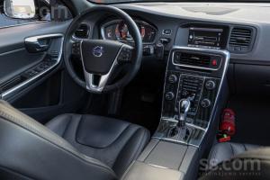 Brūns Volvo V60 2013 Jelgava, ar dzinēja tilpumu 2.40 L un nobraukumu 0 tūkst. km par 8990 €, foto 14 vietnē AUTOMOTO.COM.LV