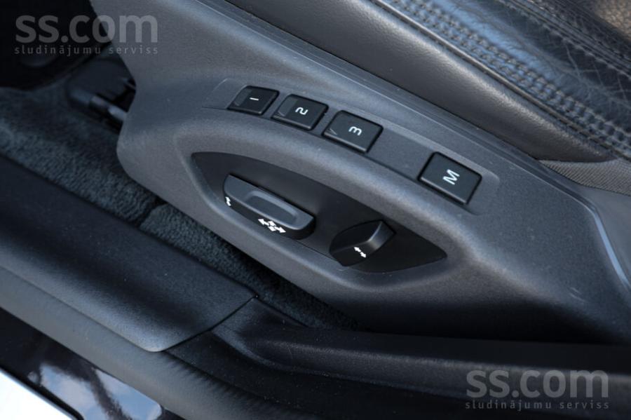 Brūns Volvo V60 2013 Jelgava, ar dzinēja tilpumu 2.40 L un nobraukumu 0 tūkst. km par 8990 €, foto 29 vietnē AUTOMOTO.COM.LV