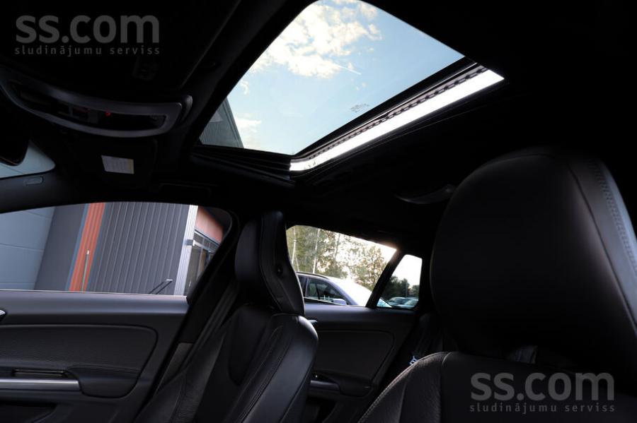 Brūns Volvo V60 2013 Jelgava, ar dzinēja tilpumu 2.40 L un nobraukumu 0 tūkst. km par 8990 €, foto 31 vietnē AUTOMOTO.COM.LV