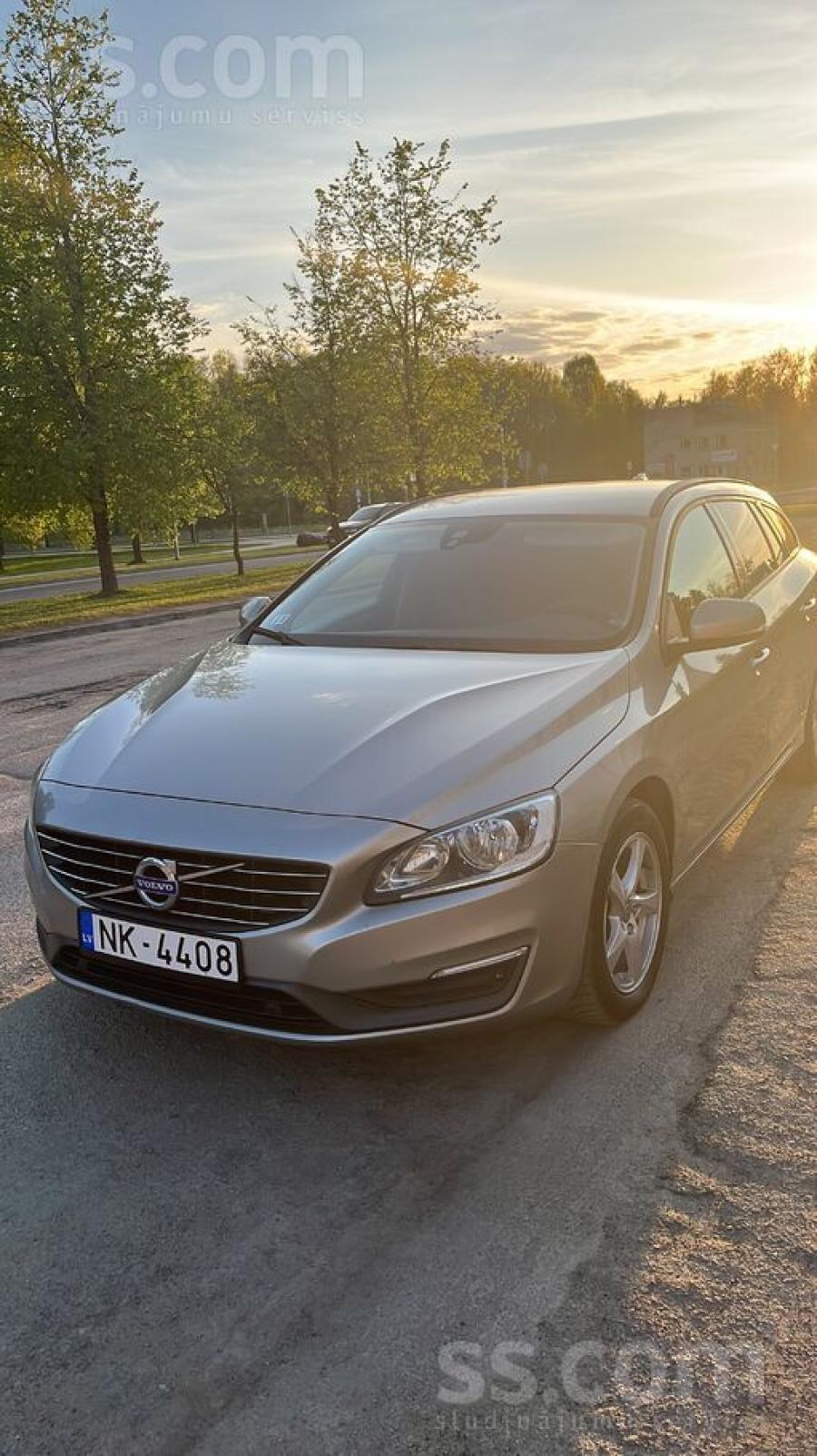 Brūns Volvo V60 2014 Ogre, ar dzinēja tilpumu 2.00 L un nobraukumu 317 tūkst. km par 6199 €, foto 1 vietnē AUTOMOTO.COM.LV