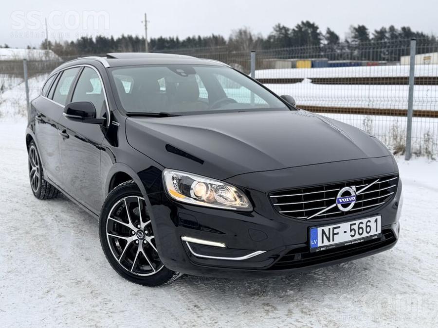 Brūns Volvo V60 2014 Rīga, ar dzinēja tilpumu 2.40 L un nobraukumu 0 tūkst. km par 7350 €, foto 1 vietnē AUTOMOTO.COM.LV