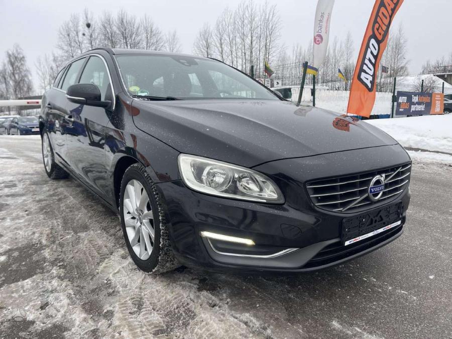 Brown Volvo V60 2014 in Kaunas, with an engine capacity of 1.97 L and mileage of 270 thousand km for 5950 €, photo 1 on AUTOMOTO.COM.LV
