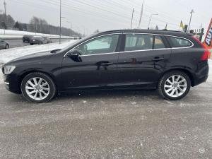 Brown Volvo V60 2014 in Kaunas, with an engine capacity of 1.97 L and mileage of 270 thousand km for 5950 €, photo 8 on AUTOMOTO.COM.LV