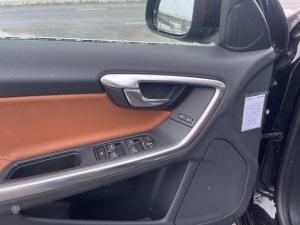 Brown Volvo V60 2014 in Kaunas, with an engine capacity of 1.97 L and mileage of 270 thousand km for 5950 €, photo 17 on AUTOMOTO.COM.LV