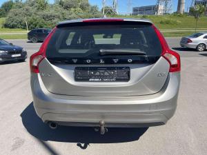 Brown Volvo V60 2014 in Kaunas, with an engine capacity of 1.98 L and mileage of 272 thousand km for 7150 €, photo 13 on AUTOMOTO.COM.LV