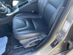 Brown Volvo V60 2014 in Kaunas, with an engine capacity of 1.98 L and mileage of 272 thousand km for 7150 €, photo 23 on AUTOMOTO.COM.LV