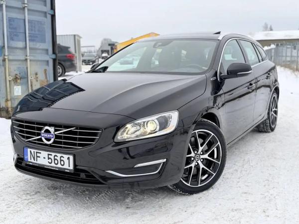 Brown Volvo V60 2014 in Riga, with an engine capacity of 2.40 L and mileage of 0 thousand km for 7350 €, photo 3 on AUTOMOTO.COM.LV