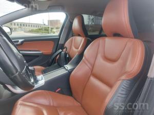 Brown Volvo V60 2014 in Ventspils, with an engine capacity of 2.00 L and mileage of 0 thousand km for 6599 €, photo 6 on AUTOMOTO.COM.LV