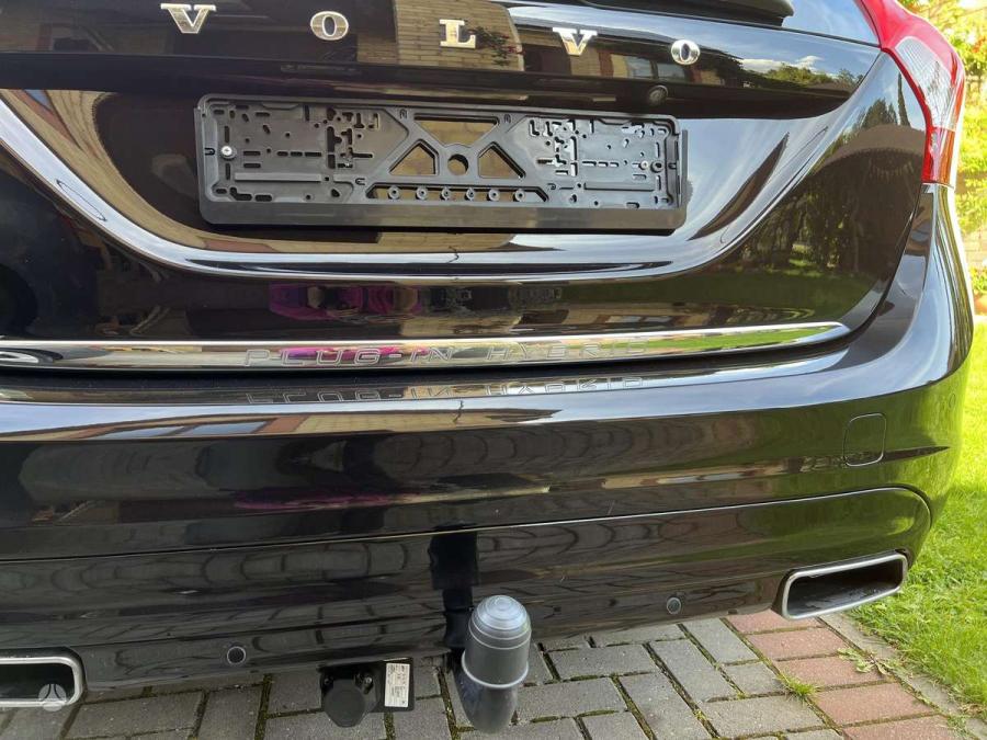 Brūns Volvo V60 2014 Prienai, ar dzinēja tilpumu 2.40 L un nobraukumu 212 tūkst. km par 8199 €, foto 14 vietnē AUTOMOTO.COM.LV