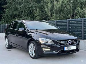Brown Volvo V60 2014 in Vilnius, with an engine capacity of 0.00 L and mileage of 265 thousand km for 5900 €, photo 4 on AUTOMOTO.COM.LV