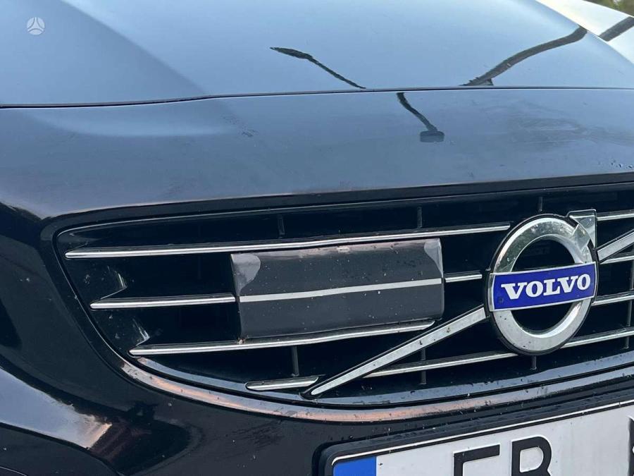 Brown Volvo V60 2014 in Vilnius, with an engine capacity of 0.00 L and mileage of 265 thousand km for 5900 €, photo 6 on AUTOMOTO.COM.LV