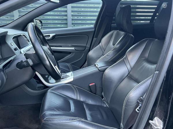 Brown Volvo V60 2014 in Vilnius, with an engine capacity of 0.00 L and mileage of 265 thousand km for 5900 €, photo 9 on AUTOMOTO.COM.LV