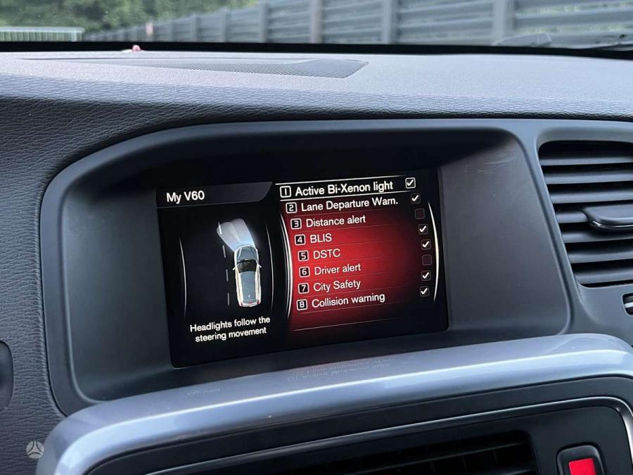 Brown Volvo V60 2014 in Vilnius, with an engine capacity of 0.00 L and mileage of 265 thousand km for 5900 €, photo 16 on AUTOMOTO.COM.LV