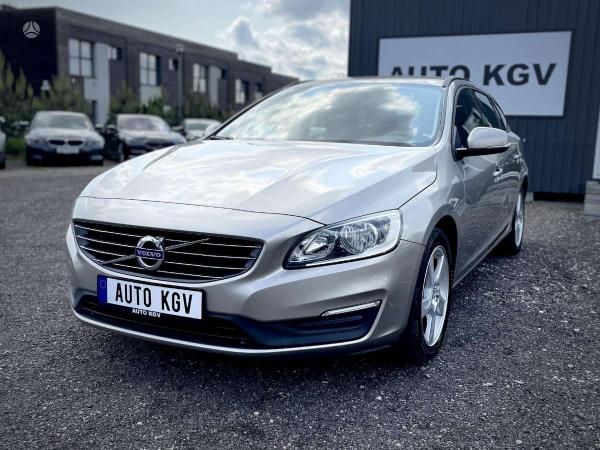 Brūns Volvo V60 2015 Viļņa, ar dzinēja tilpumu 2.00 L un nobraukumu 292 tūkst. km par 6999 €, foto 2 vietnē AUTOMOTO.COM.LV