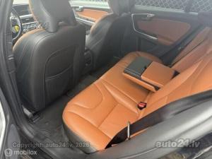 Brown Volvo V60 2015 in Tartu, with an engine capacity of 2.40 L and mileage of 192 thousand km for 12100 €, photo 11 on AUTOMOTO.COM.LV