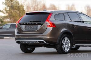 Brūns Volvo V60 2016 Jelgava, ar dzinēja tilpumu 2.40 L un nobraukumu 0 tūkst. km par 12500 €, foto 6 vietnē AUTOMOTO.COM.LV