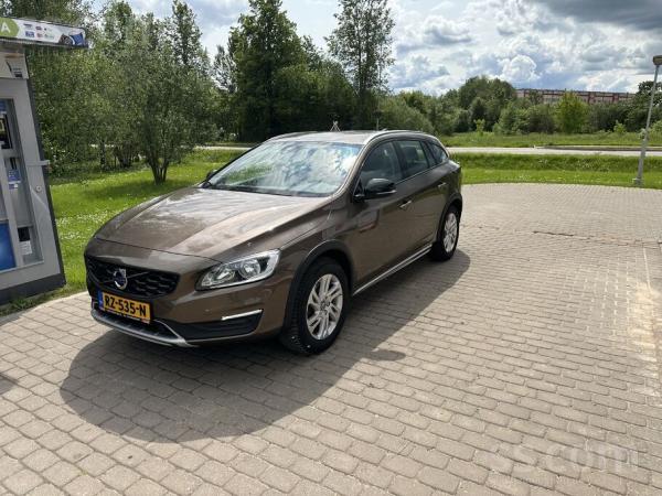 Коричневый Вольво B60 2017 в Балви, объемом двигателя 2.00 л и пробегом 0 тыс. км за 11000 €, фото 1 на AUTOMOTO.COM.LV