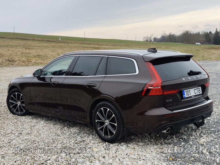 Brūns Volvo V60 2018 Tallina, ar dzinēja tilpumu 2.00 L un nobraukumu 273 tūkst. km par 15690 €, foto 5 vietnē AUTOMOTO.COM.LV