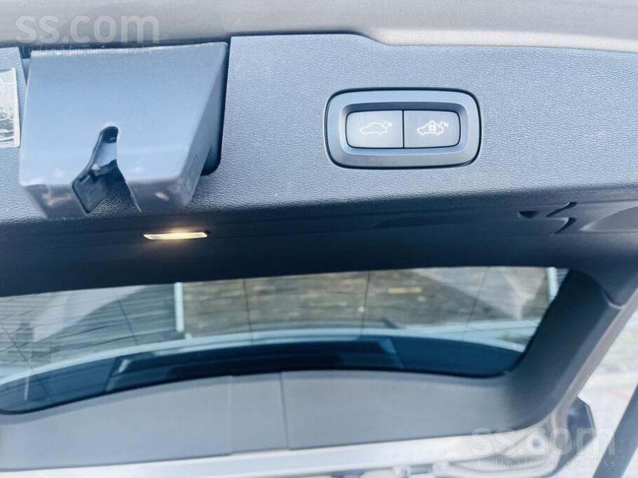 Brūns Volvo V60 2018 Rīga, ar dzinēja tilpumu 2.00 L un nobraukumu 262 tūkst. km par 15290 €, foto 13 vietnē AUTOMOTO.COM.LV