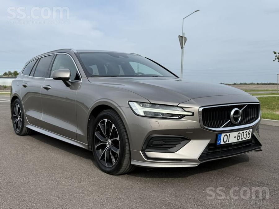 Brūns Volvo V60 2018 Liepāja, ar dzinēja tilpumu 2.00 L un nobraukumu 166 tūkst. km par 16900 €, foto 4 vietnē AUTOMOTO.COM.LV