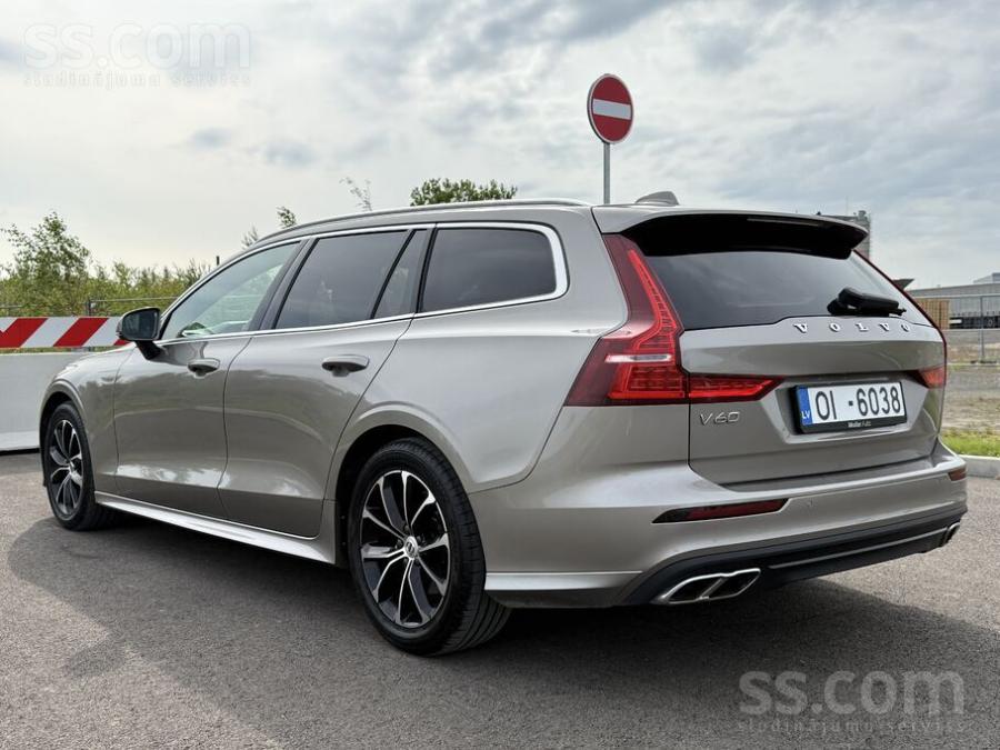 Brūns Volvo V60 2018 Liepāja, ar dzinēja tilpumu 2.00 L un nobraukumu 166 tūkst. km par 16900 €, foto 5 vietnē AUTOMOTO.COM.LV
