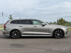 Brūns Volvo V60 2018 Liepāja, ar dzinēja tilpumu 2.00 L un nobraukumu 166 tūkst. km par 16900 €, foto 6 vietnē AUTOMOTO.COM.LV