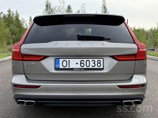 Brūns Volvo V60 2018 Liepāja, ar dzinēja tilpumu 2.00 L un nobraukumu 166 tūkst. km par 16900 €, foto 8 vietnē AUTOMOTO.COM.LV