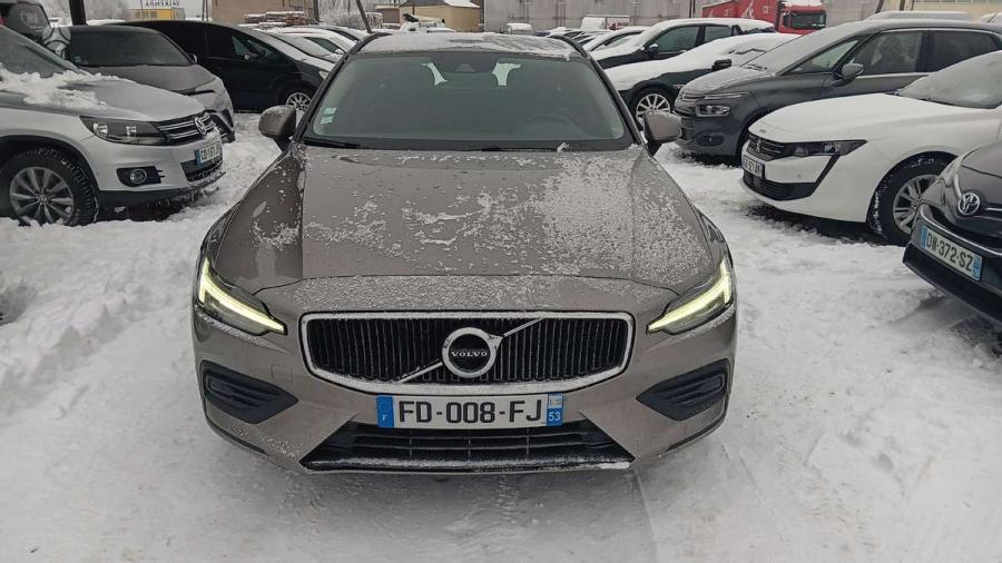 Brūns Volvo V60 2019 Tauragė, ar dzinēja tilpumu 1.97 L un nobraukumu 268 tūkst. km par 11400 €, foto 2 vietnē AUTOMOTO.COM.LV