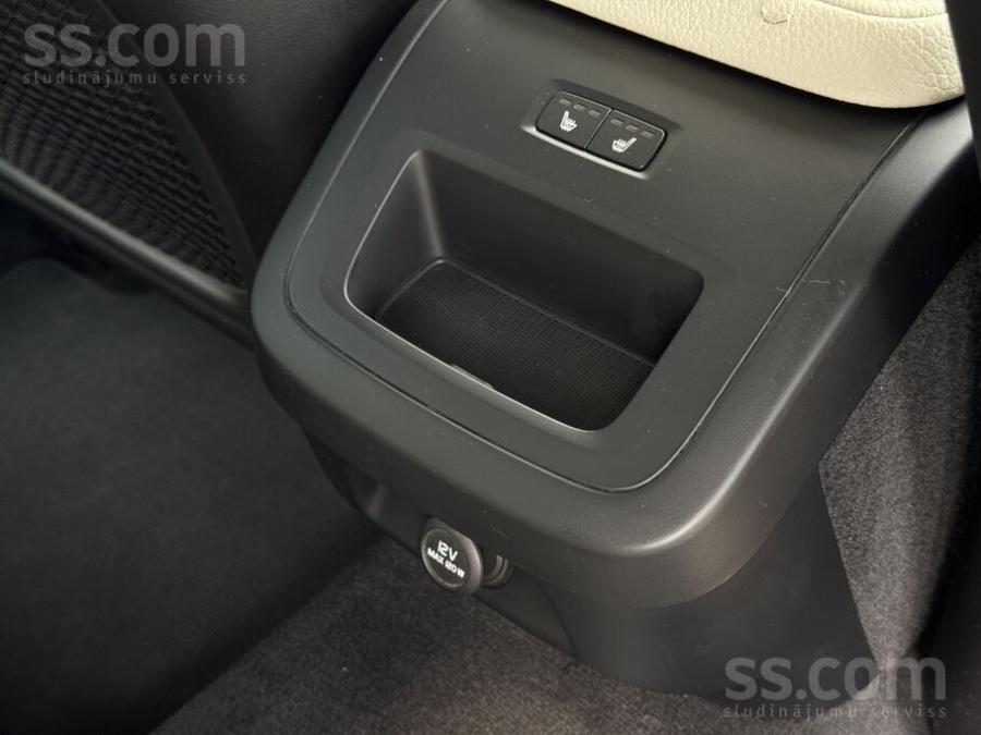 Brūns Volvo V60 2019 Valmiera, ar dzinēja tilpumu 2.00 L un nobraukumu 183 tūkst. km par 18400 €, foto 23 vietnē AUTOMOTO.COM.LV