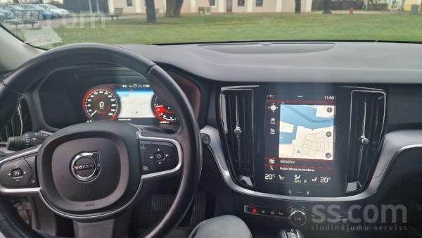 Brown Volvo V60 2019 in Ventspils, with an engine capacity of 2.00 L and mileage of 183 thousand km for 16670 €, photo 8 on AUTOMOTO.COM.LV