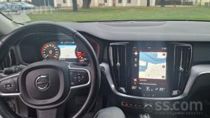 Brūns Volvo V60 2019 Ventspils, ar dzinēja tilpumu 2.00 L un nobraukumu 183 tūkst. km par 16670 €, foto 9 vietnē AUTOMOTO.COM.LV