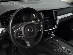 Brūns Volvo V60 2019 Valmiera, ar dzinēja tilpumu 2.00 L un nobraukumu 105 tūkst. km par 21400 €, foto 9 vietnē AUTOMOTO.COM.LV