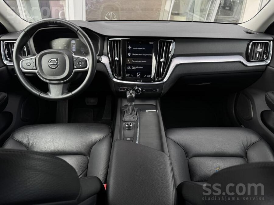 Brūns Volvo V60 2019 Valmiera, ar dzinēja tilpumu 2.00 L un nobraukumu 105 tūkst. km par 21400 €, foto 18 vietnē AUTOMOTO.COM.LV