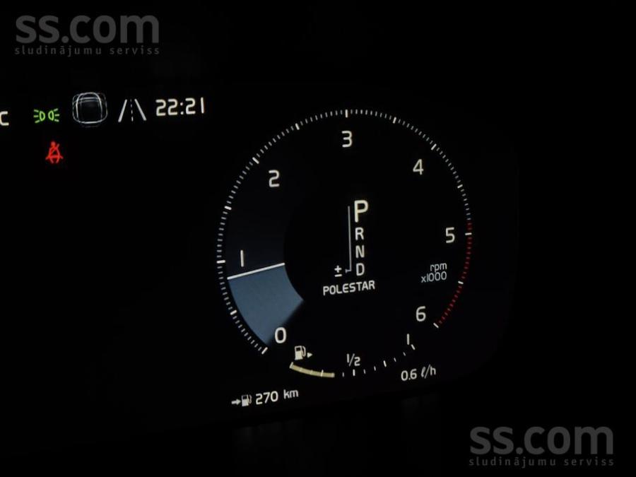 Brown Volvo V60 2019 in Saldus, with an engine capacity of 2.00 L and mileage of 363 thousand km for 14800 €, photo 21 on AUTOMOTO.COM.LV