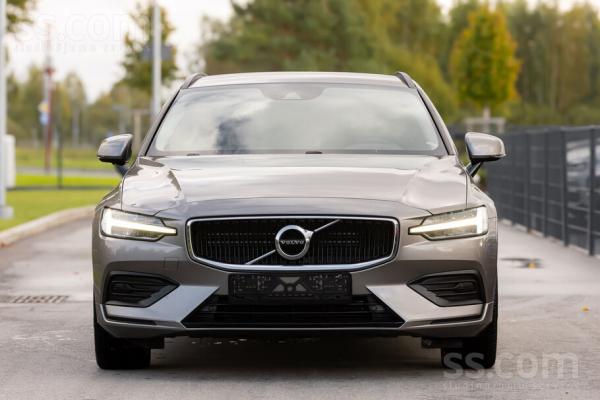 Volvo V60 2019 Jelgava vietnē Brūns Volvo V60 2019 Jelgava, ar dzinēja tilpumu 2.00 L un nobraukumu 0 tūkst. km par 14500 €, foto 3 vietnē AUTOMOTO.COM.LV
