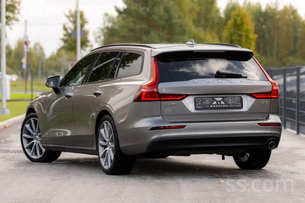Volvo V60 2019 Jelgava vietnē Brūns Volvo V60 2019 Jelgava, ar dzinēja tilpumu 2.00 L un nobraukumu 0 tūkst. km par 14500 €, foto 5 vietnē AUTOMOTO.COM.LV