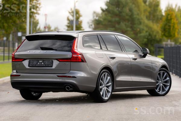 Volvo V60 2019 Jelgava vietnē Brūns Volvo V60 2019 Jelgava, ar dzinēja tilpumu 2.00 L un nobraukumu 0 tūkst. km par 14500 €, foto 7 vietnē AUTOMOTO.COM.LV