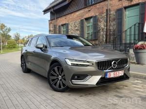 Brūns Volvo V60 2019 Rēzekne, ar dzinēja tilpumu 2.00 L un nobraukumu 260 tūkst. km par 12990 €, foto 3 vietnē AUTOMOTO.COM.LV