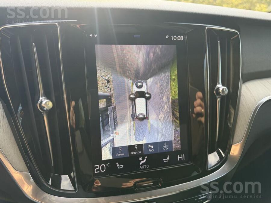 Brūns Volvo V60 2019 Rēzekne, ar dzinēja tilpumu 2.00 L un nobraukumu 260 tūkst. km par 12990 €, foto 12 vietnē AUTOMOTO.COM.LV