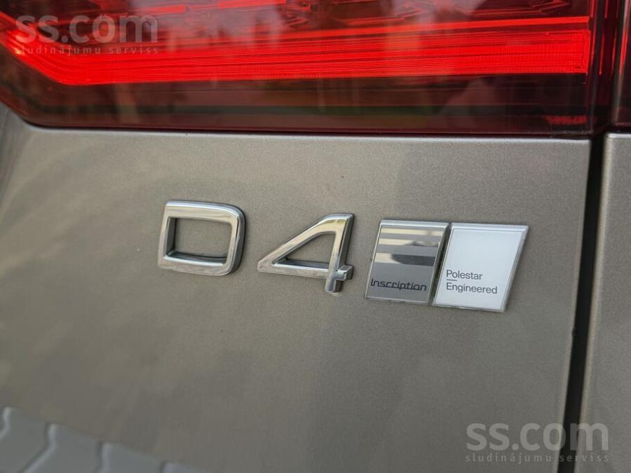 Brūns Volvo V60 2019 Rēzekne, ar dzinēja tilpumu 2.00 L un nobraukumu 260 tūkst. km par 12990 €, foto 20 vietnē AUTOMOTO.COM.LV