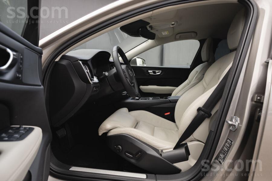 Brūns Volvo V60 2021 Jelgava, ar dzinēja tilpumu 2.00 L un nobraukumu 201 tūkst. km par 21000 €, foto 10 vietnē AUTOMOTO.COM.LV