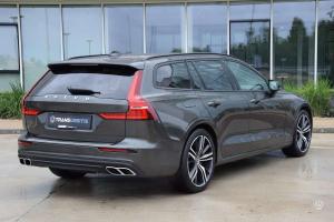 Brūns Volvo V60 2021 Viļņa, ar dzinēja tilpumu 1.97 L un nobraukumu 195 tūkst. km par 16700 €, foto 13 vietnē AUTOMOTO.COM.LV