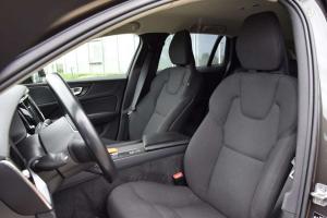 Brūns Volvo V60 2021 Viļņa, ar dzinēja tilpumu 1.97 L un nobraukumu 195 tūkst. km par 16700 €, foto 18 vietnē AUTOMOTO.COM.LV