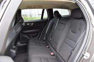 Brūns Volvo V60 2021 Viļņa, ar dzinēja tilpumu 1.97 L un nobraukumu 195 tūkst. km par 16700 €, foto 27 vietnē AUTOMOTO.COM.LV